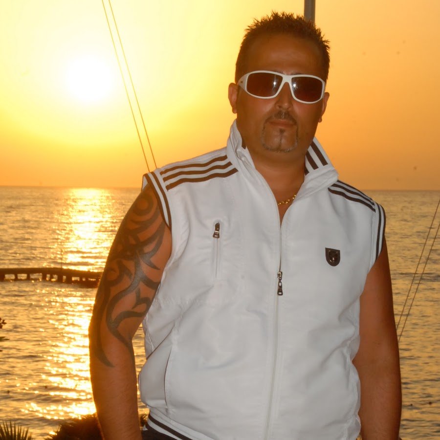 Hassan Vaezi - YouTube