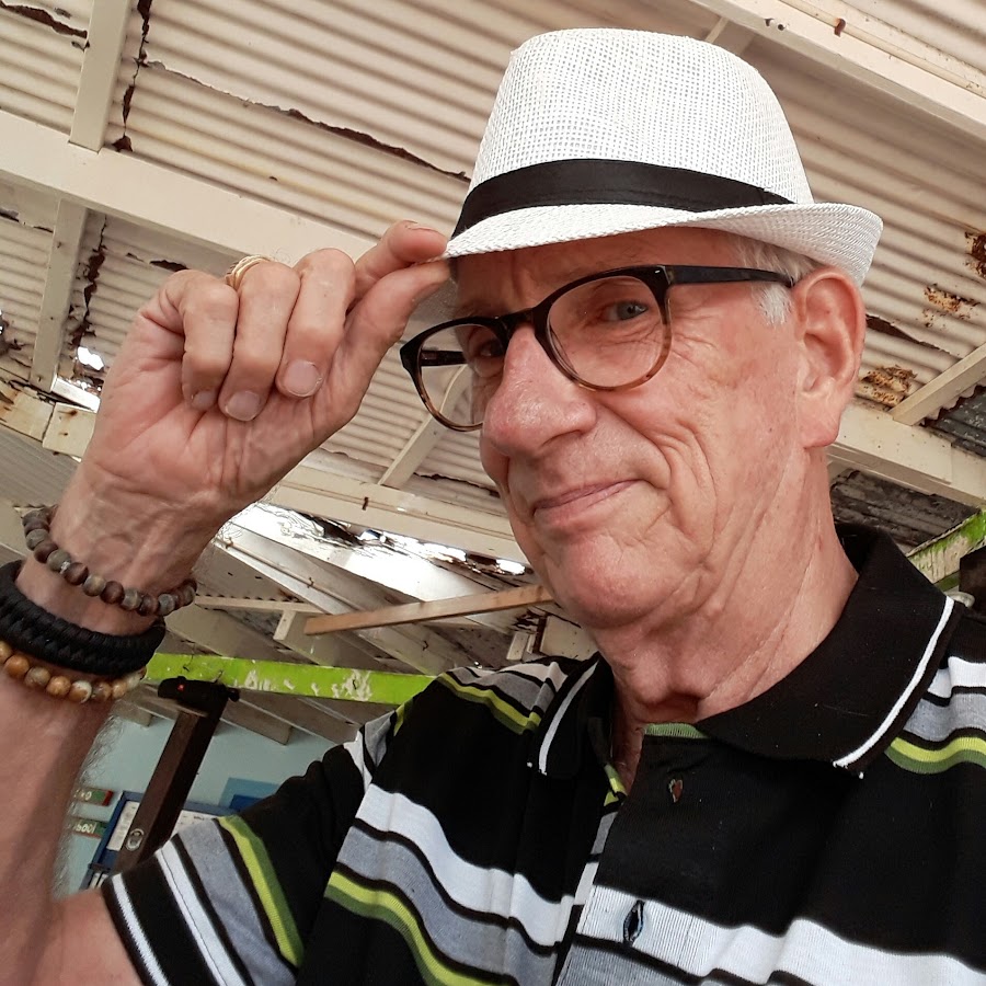 Kees Simons - YouTube