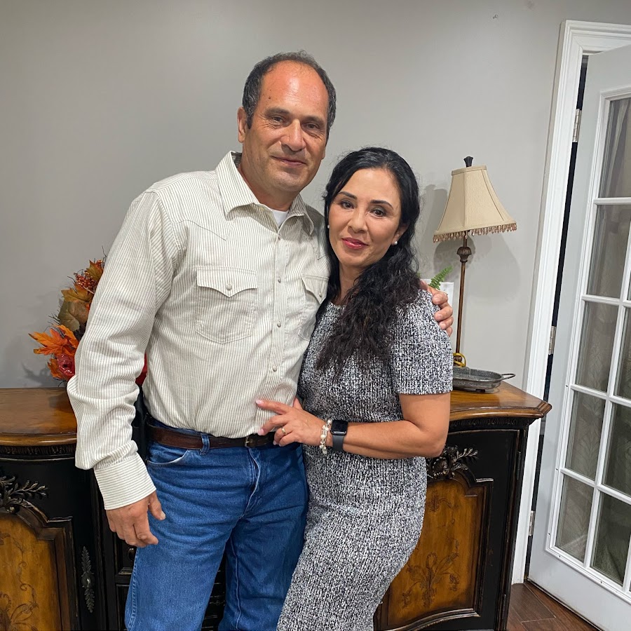 Chuy Torres - YouTube