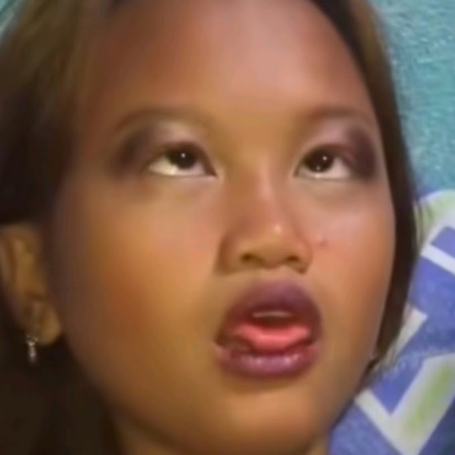 Carrie Red - YouTube