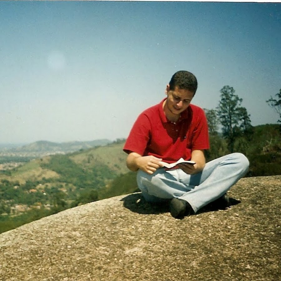 Igor Santos - YouTube