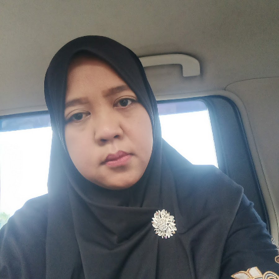 Handa Yani - YouTube