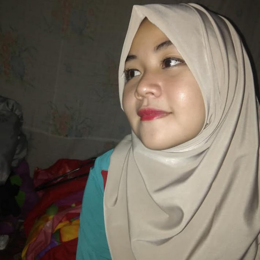 Thita Amelia - YouTube