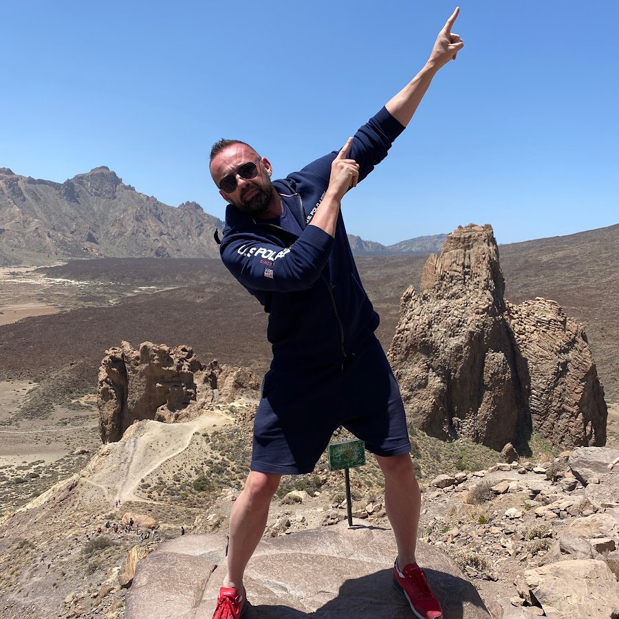 Filip Piasecki - YouTube