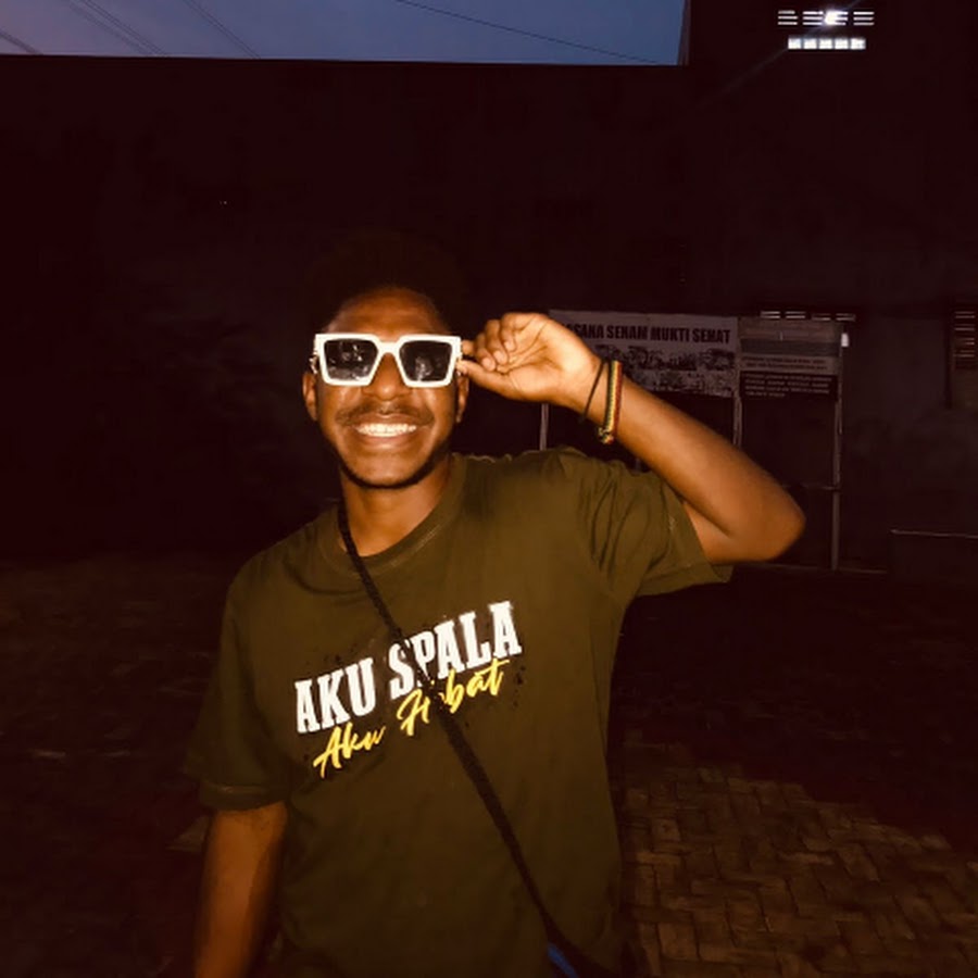 7C-7-Christian Steven Diwitau - YouTube