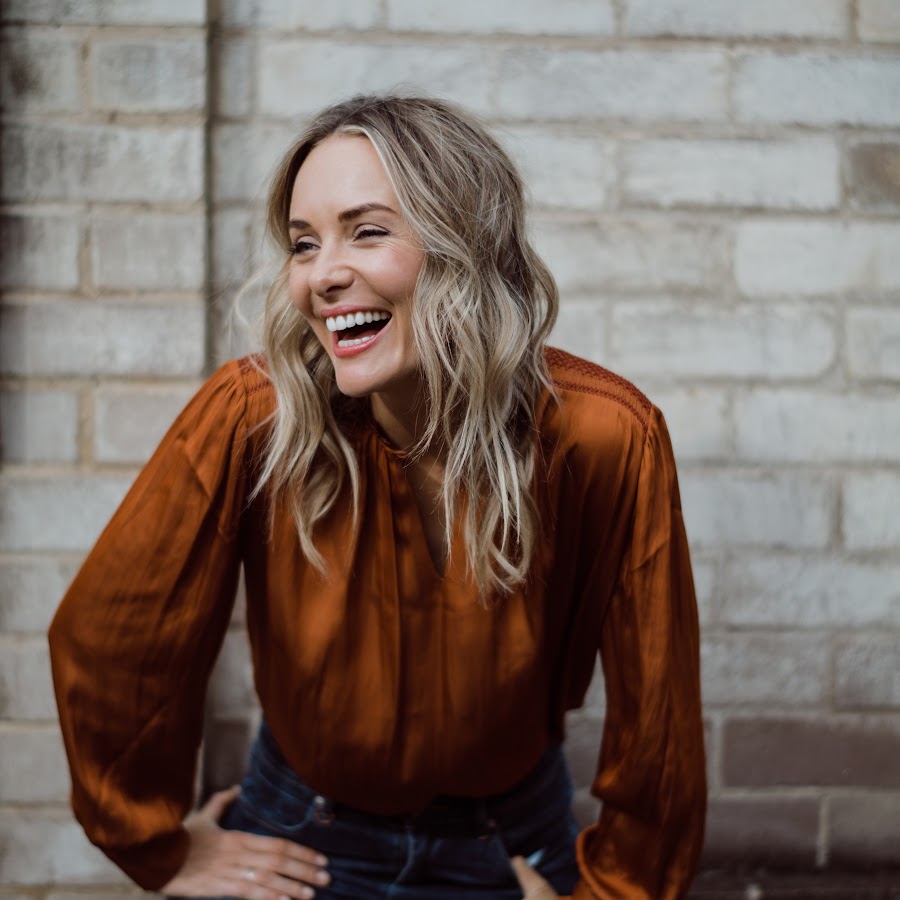 Emma Leonard - YouTube