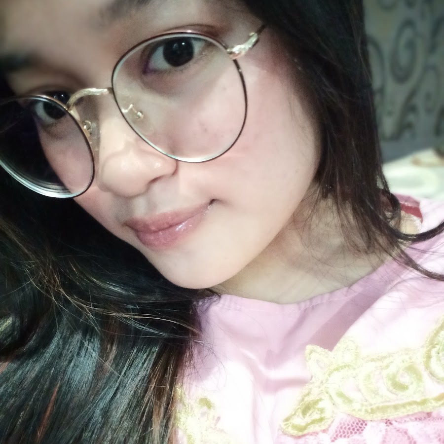 Yuli Tasyari - YouTube