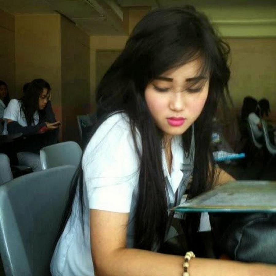 inya jario - YouTube