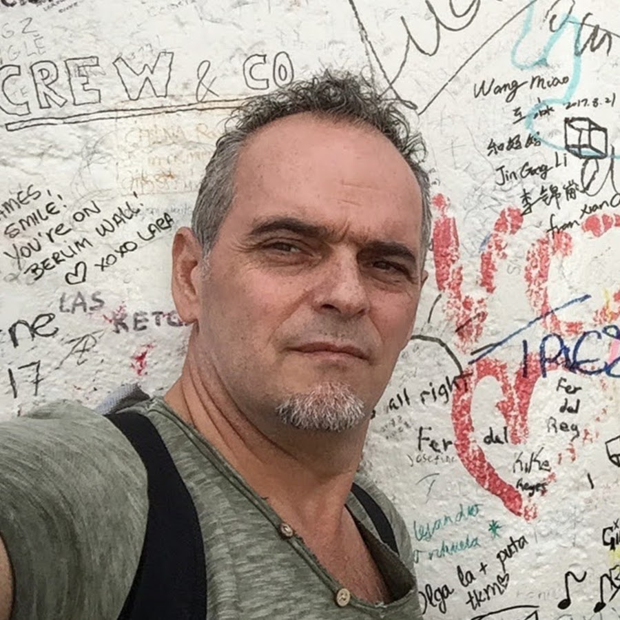 AIdro_lfuSHEovE_mrOBsBgM1CzffPPAZRQtQLsLdapKJA=s900-c-k-c0x00ffffff-no-rj