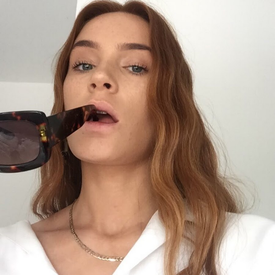 Neve Carter - YouTube