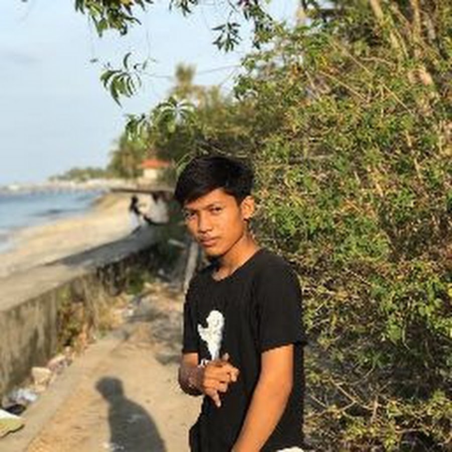 Angga Wiguna - YouTube