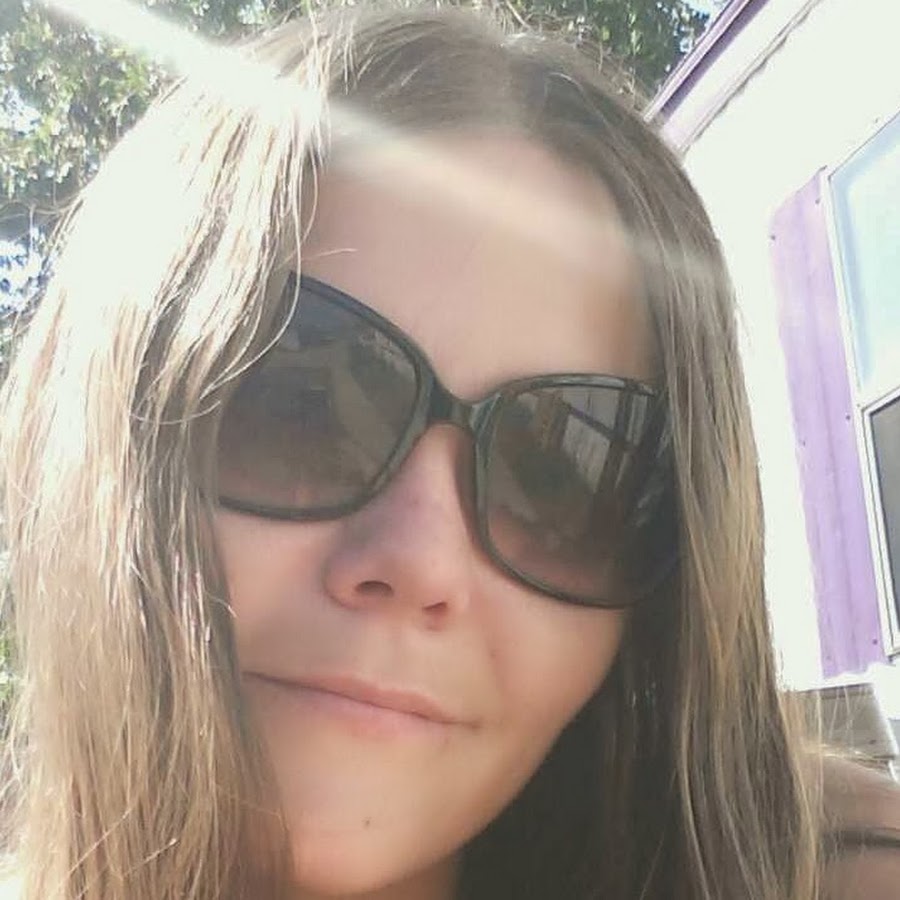 Sarah Farrar - YouTube