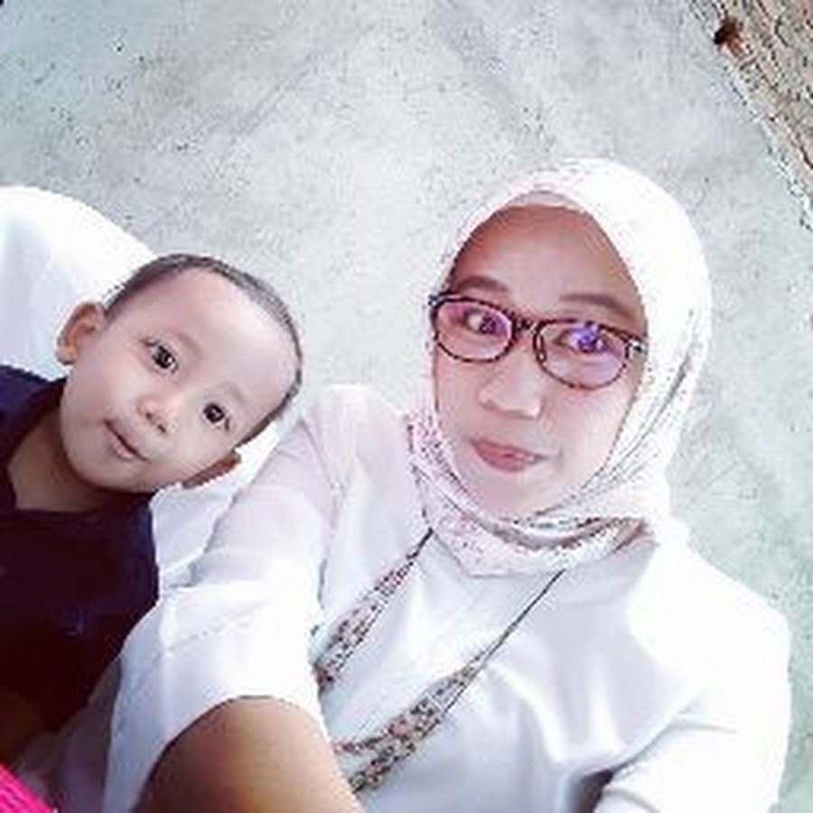 fitria ningsih - YouTube