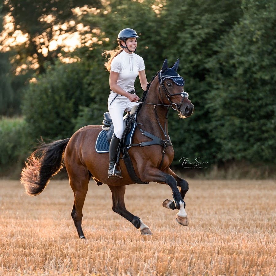 Anne-Juliane Conrad - YouTube