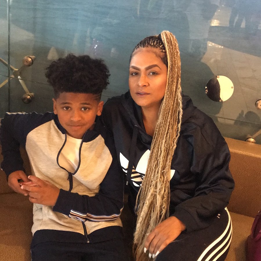 Beauty and the lil beast - YouTube