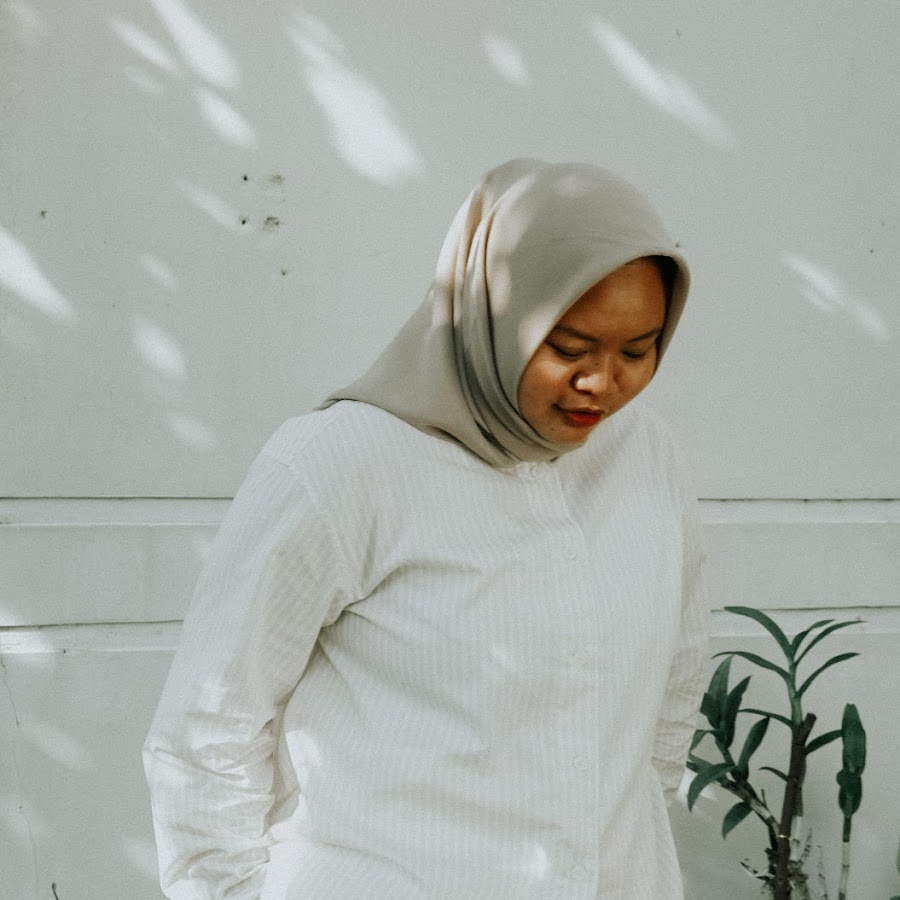 atikah salfa - YouTube