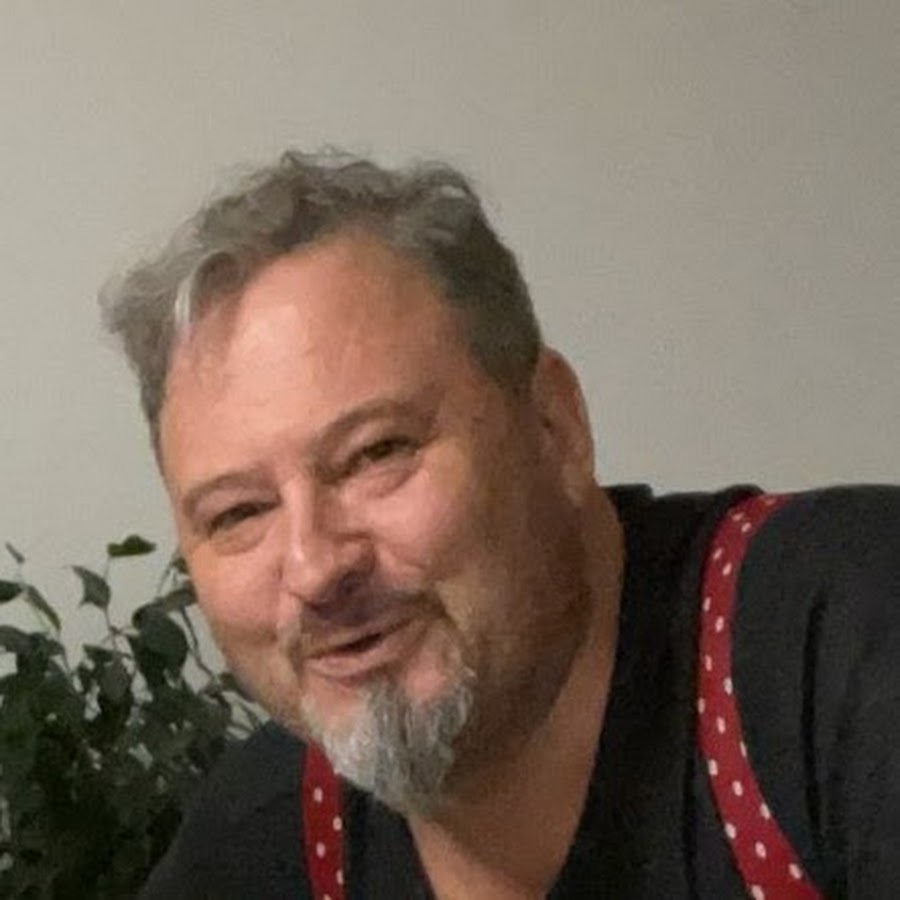 Mario Santy - YouTube