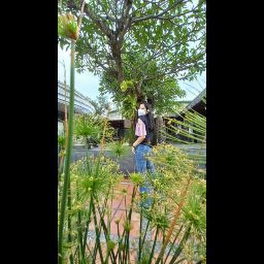 Nabela vita sari - YouTube