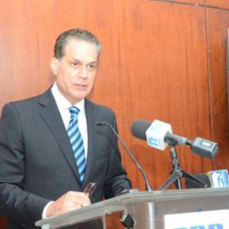 Nelson Espinal Baez - YouTube