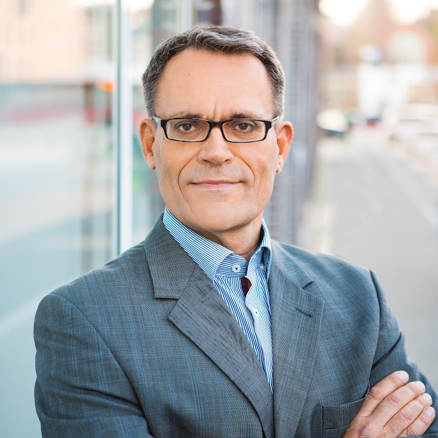 Henning Kruse - YouTube