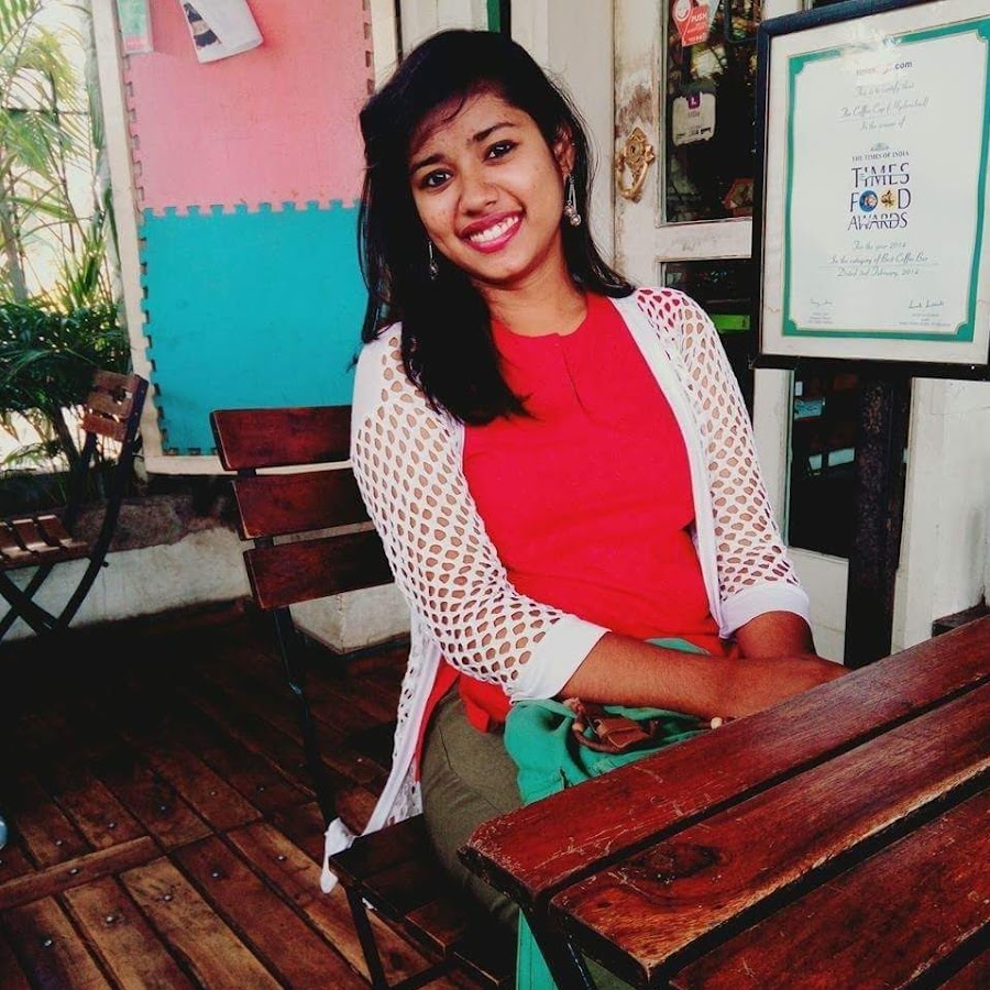 Shelly Gomes - YouTube