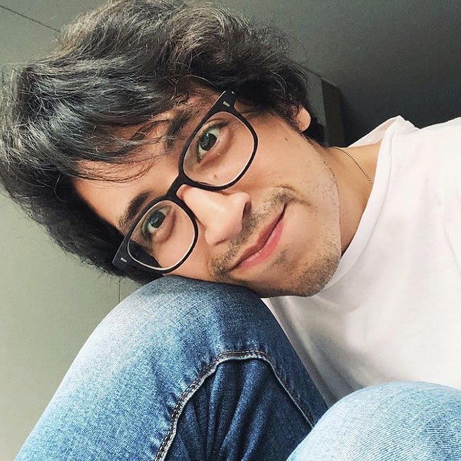 Bryan Navarro - YouTube