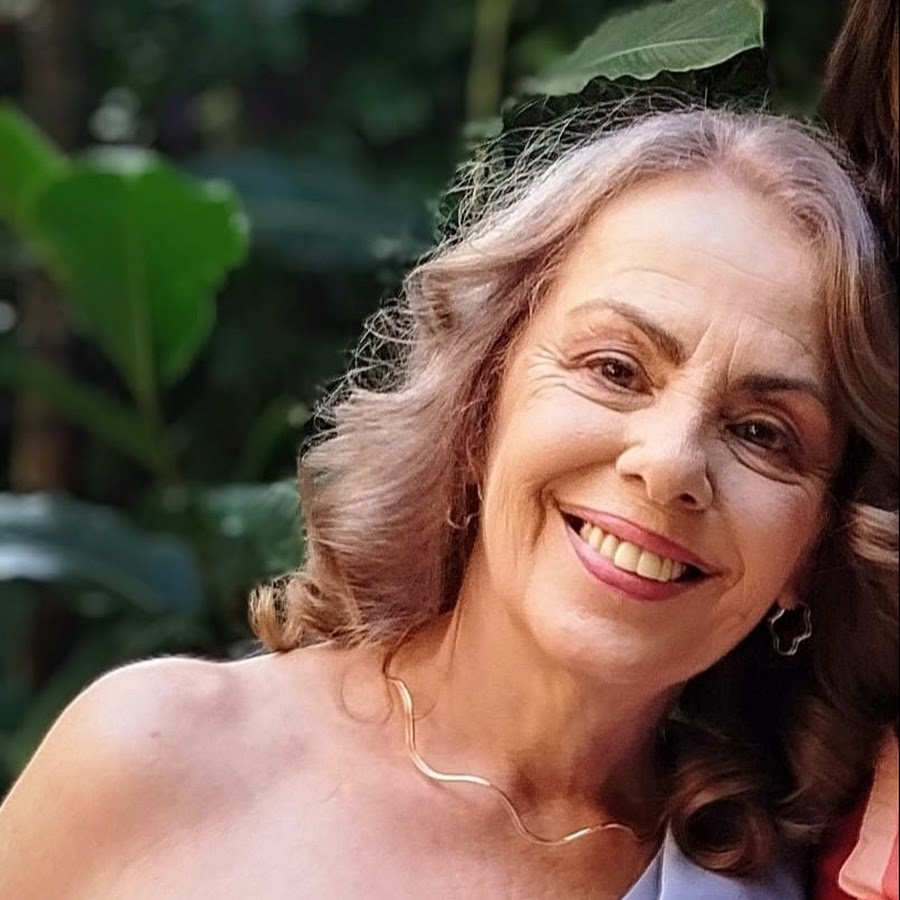 Renata Beatriz Marangoni - YouTube