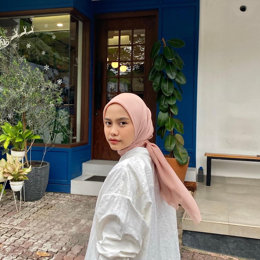 Afranissa Rizki - YouTube