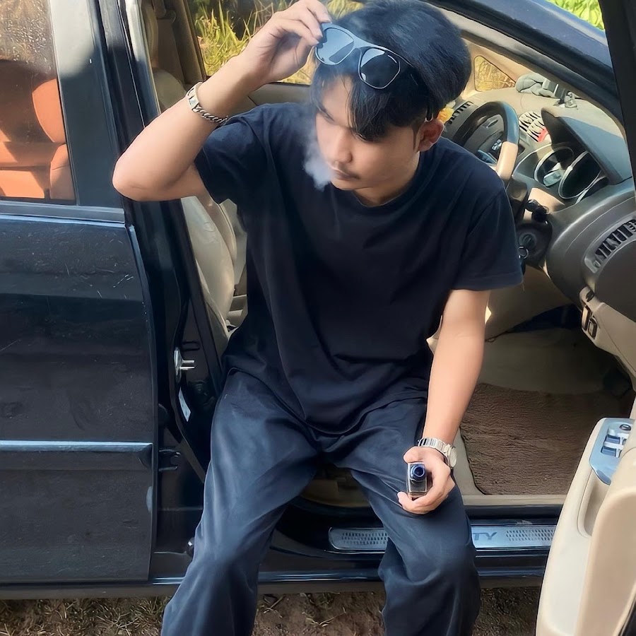 Natthapas Thongphan - YouTube