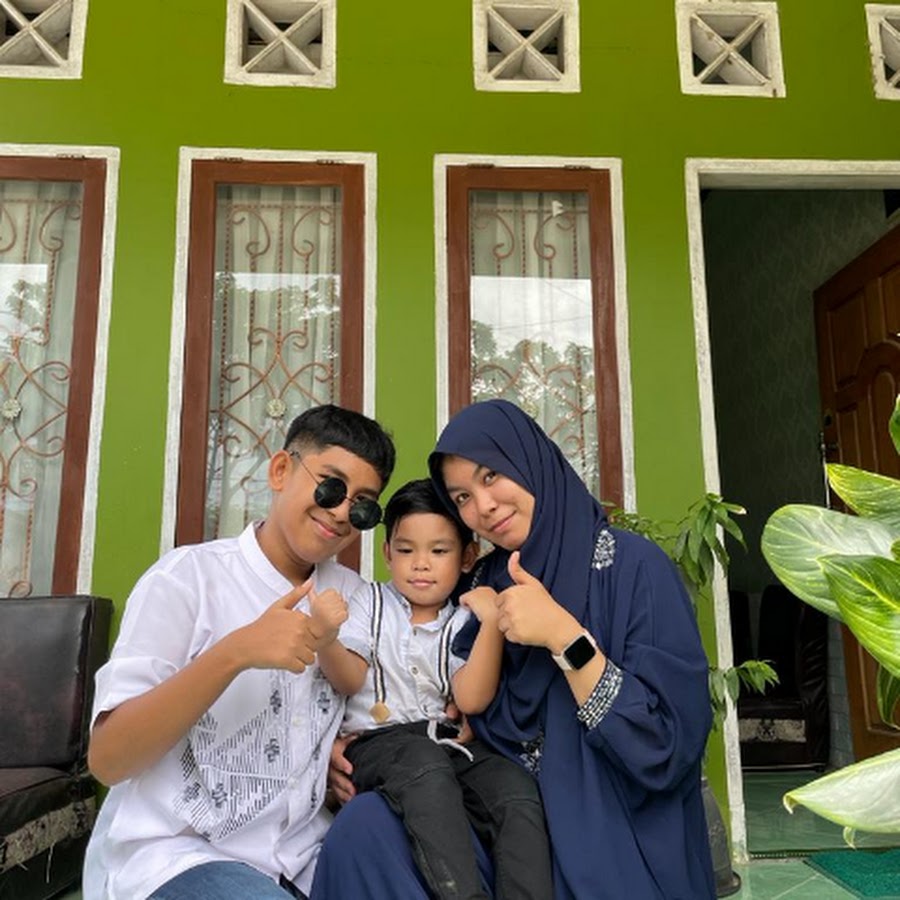 Andi tendri Yampa - YouTube