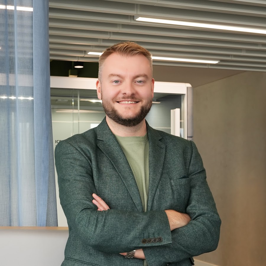 Matthew Marson - YouTube