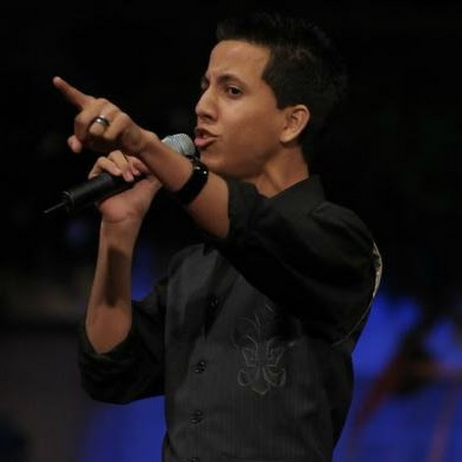 AIdro_mVtUdK-A3_PSqv4_E93SPsW9a_ChA2oG6HlMax=s900-c-k-c0x00ffffff-no-rj