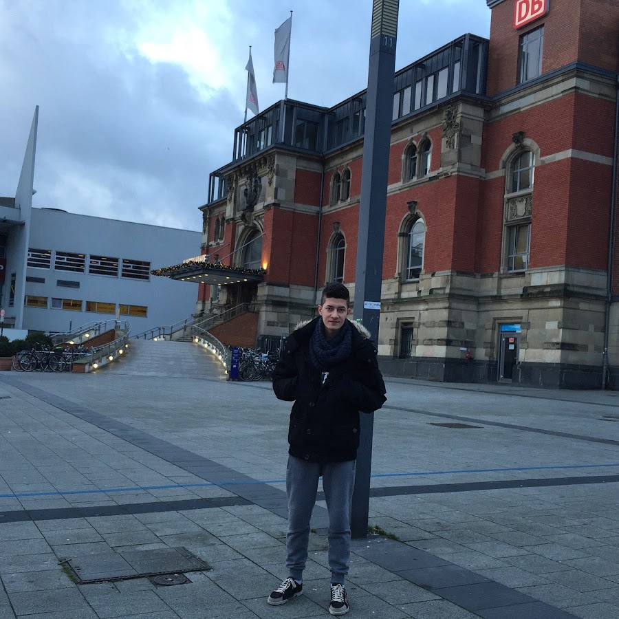 hakary sardar - YouTube