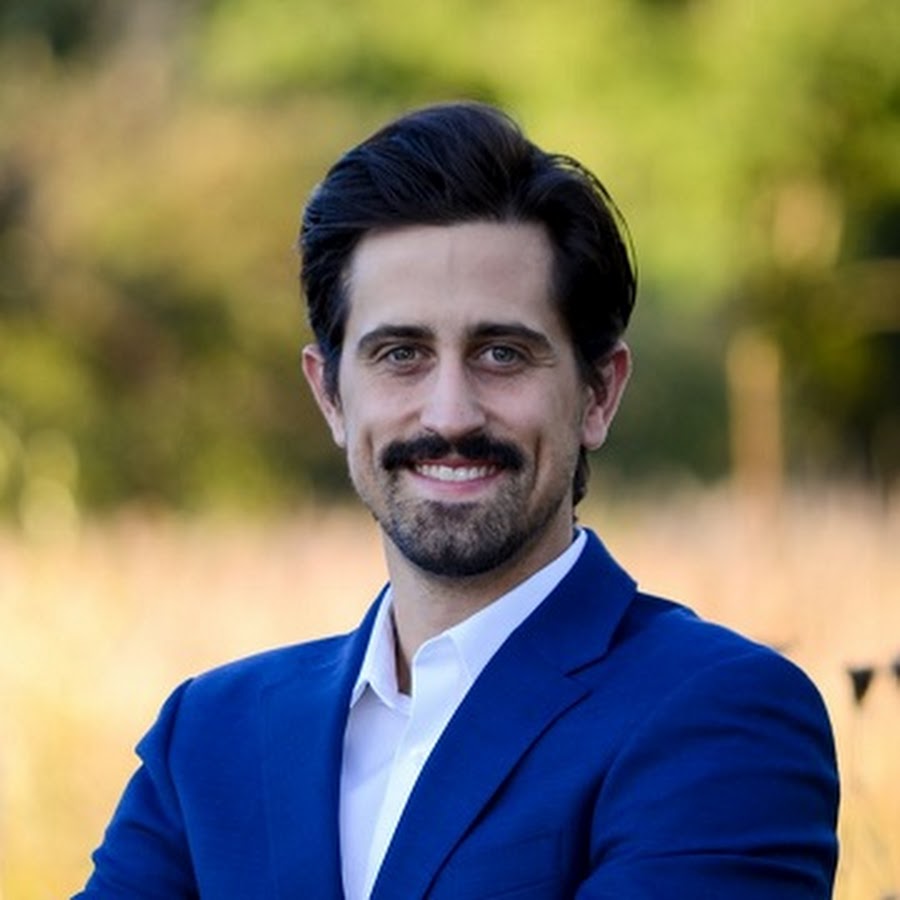 Jonathan Graves - YouTube