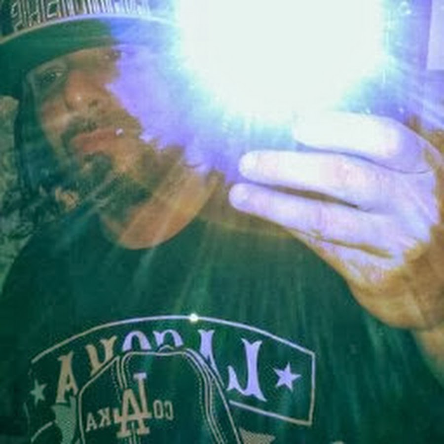 AIdro_mZvyTTAaGU-ePRlsFIXd9xSmxhV5mRIP19R8d9OA=s900-c-k-c0x00ffffff-no-rj