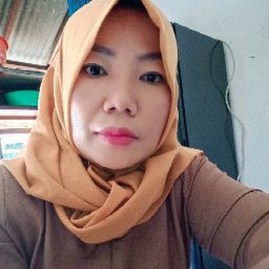 Kartini Mesjid1975 - YouTube