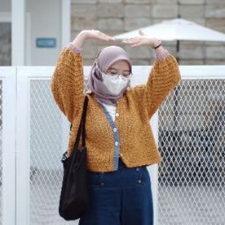 AIdro_mcTn596TbWDPby4Vo4zq_SmykGbyGgTFIDb38SUw=s900-c-k-c0x00ffffff-no-rj