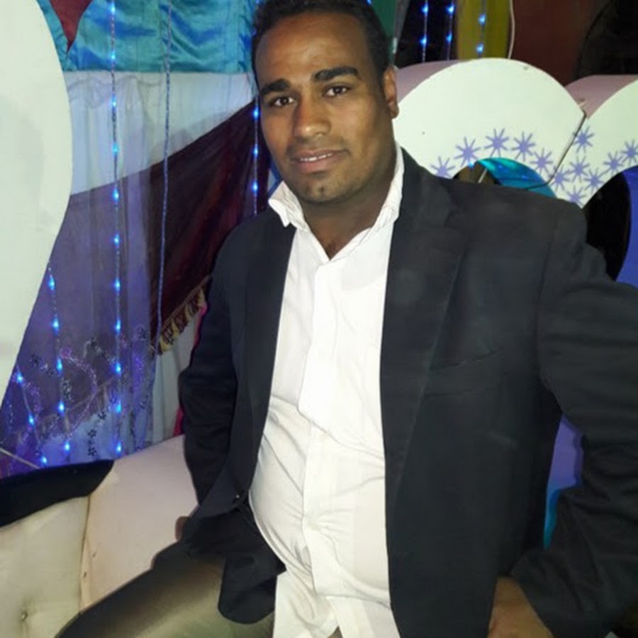 AIdro_mc_IE09gU07D_3BcDwc_3AcC0KYAAKQjnTi7U6=s900-c-k-c0x00ffffff-no-rj