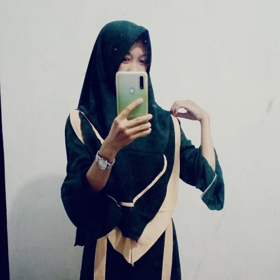 Sri Susanti - YouTube