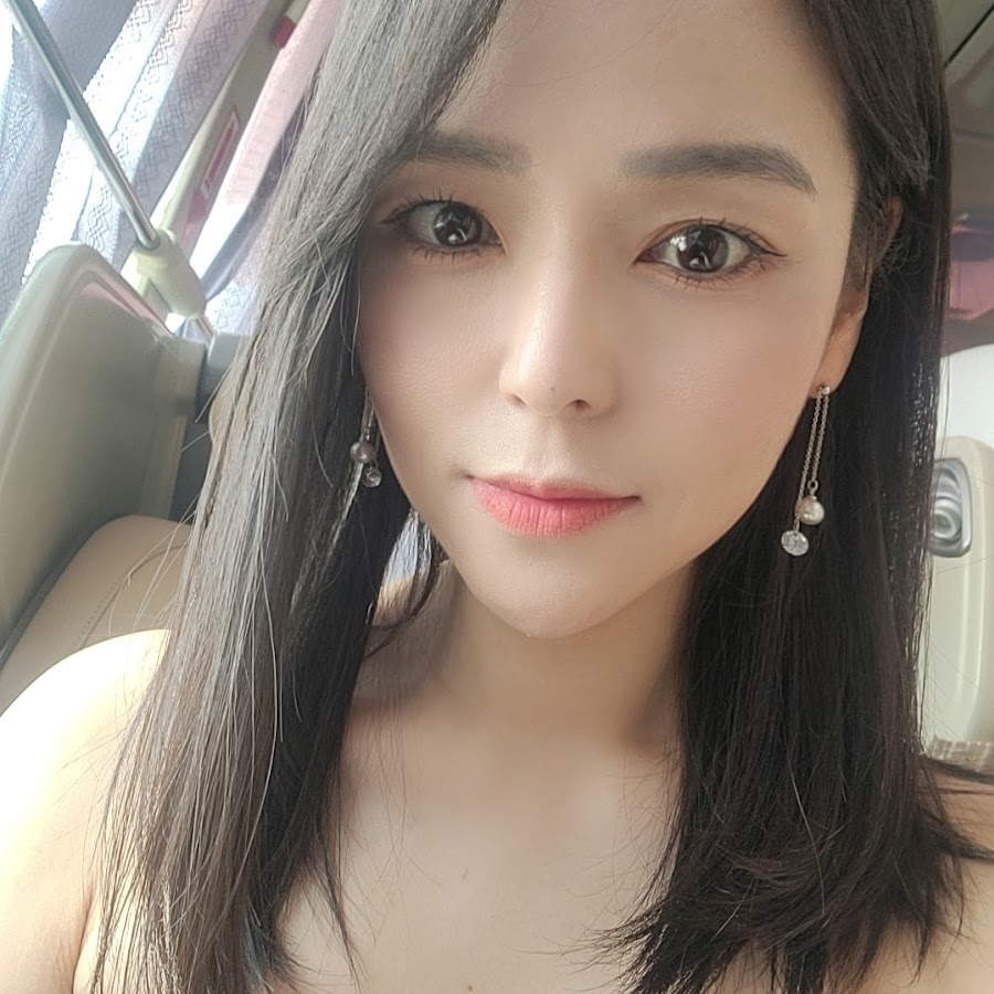 Rachel Woori Jung - YouTube