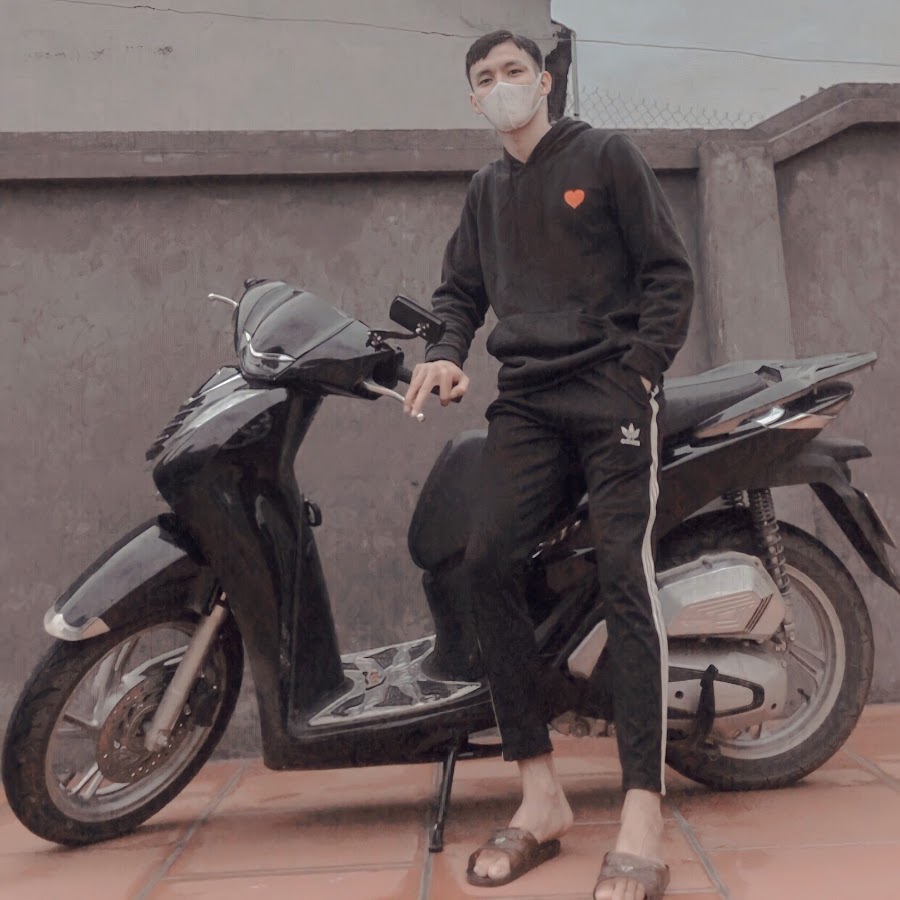 Huy Chu Quang - YouTube