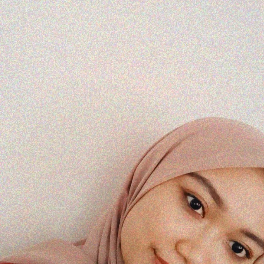 Riana Mojave - YouTube