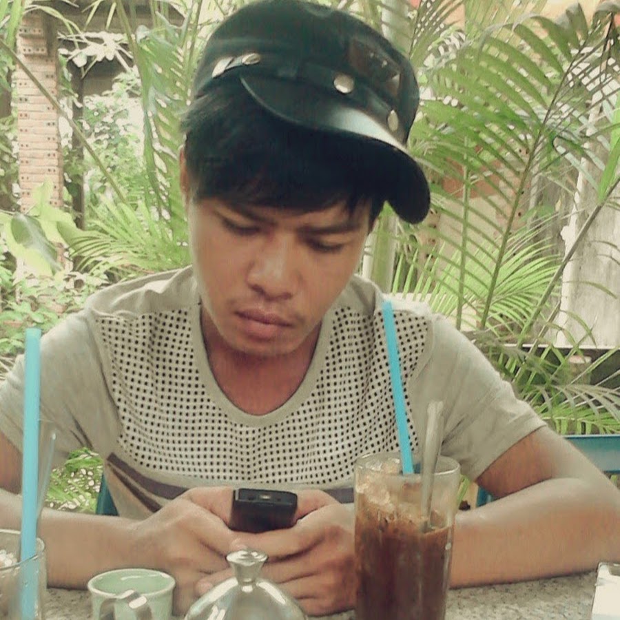 Quốc Khánh Ksor - YouTube