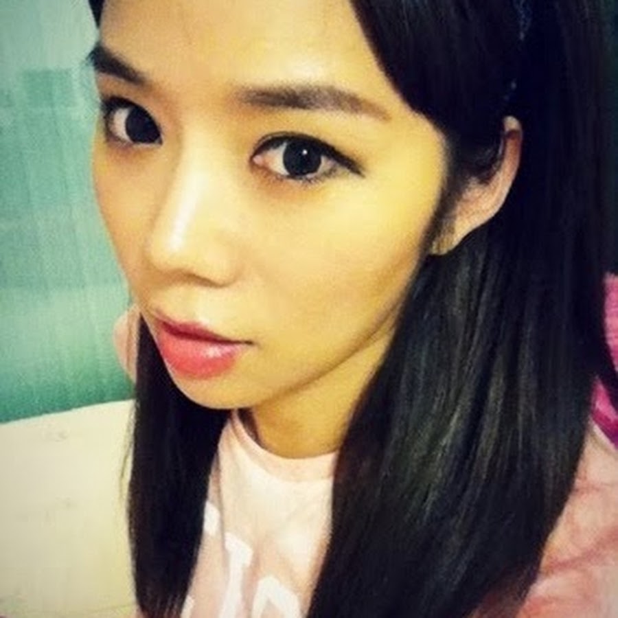 Yunnie Jeong - YouTube