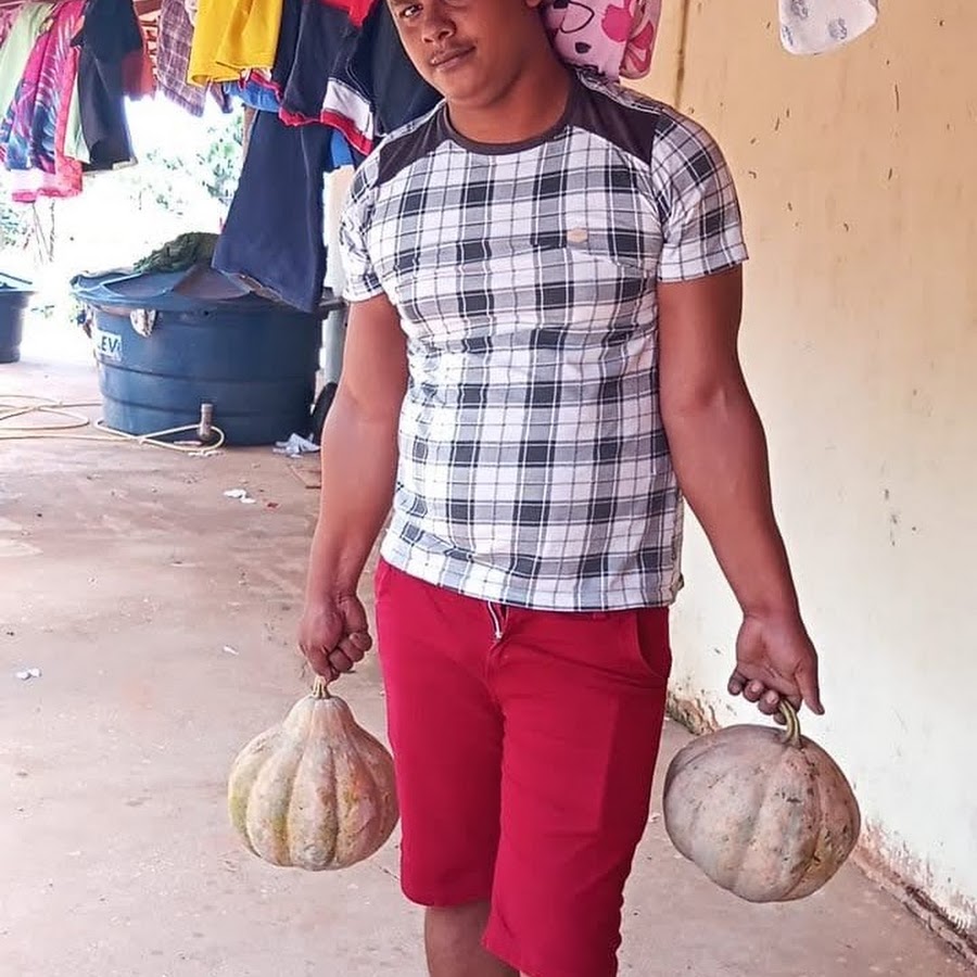 Leo Oliver - YouTube