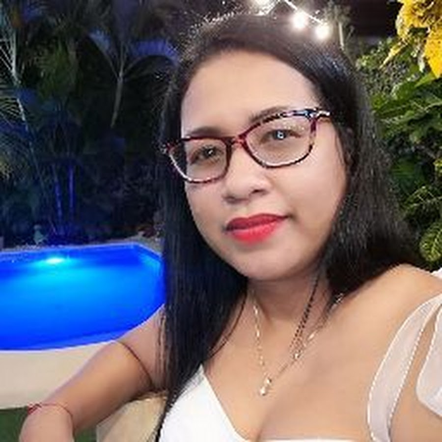 Jineisi Beth - YouTube