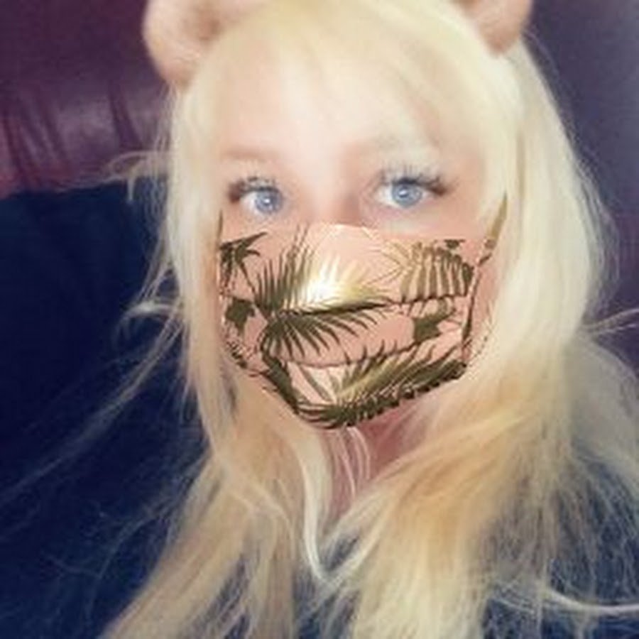 Lizzie Charnock - YouTube