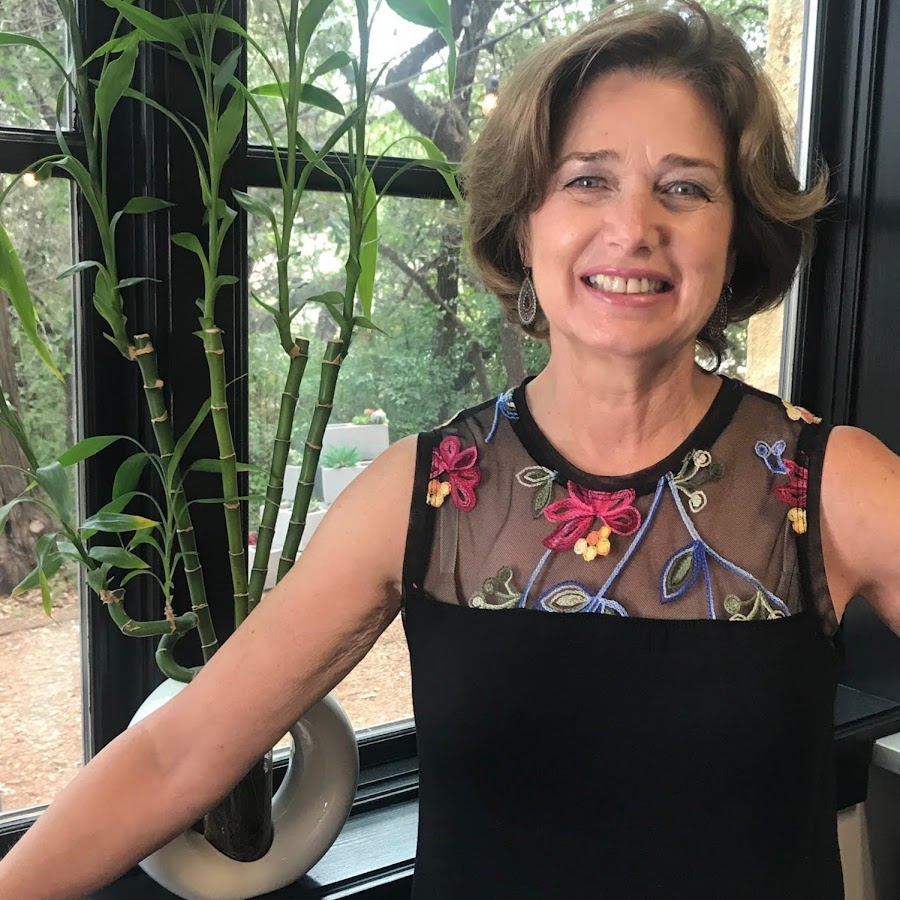 Lynn Fisher - YouTube