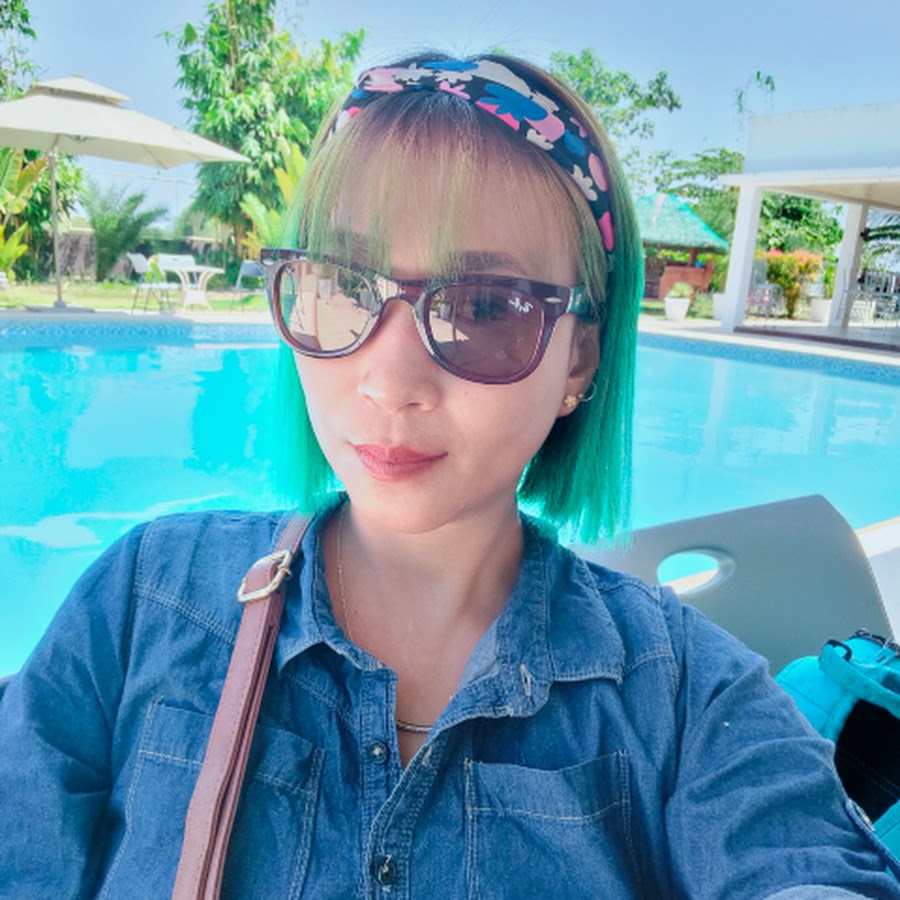 Michelle Nicolas - YouTube