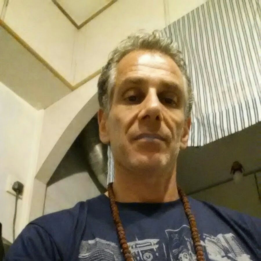 Andy Willner - YouTube